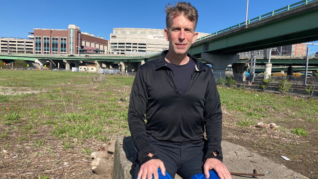 In Secret Mall Apartment, 8 Artists Who Built a Home Inside a Mall ...