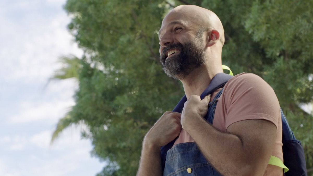 In 'Farsi With Maman,' an Iranian-American Struggles to Reclaim His ...